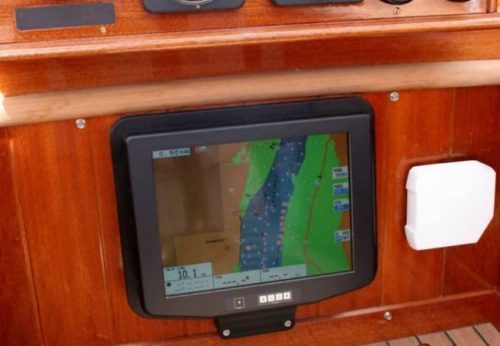 Marine Displays | Marine Grade Sunlight Readable LCD Monitors